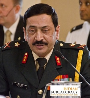 Lt Gen Sanjay Kumar Jha takes over as 48th Commandant | Indian Military ...
