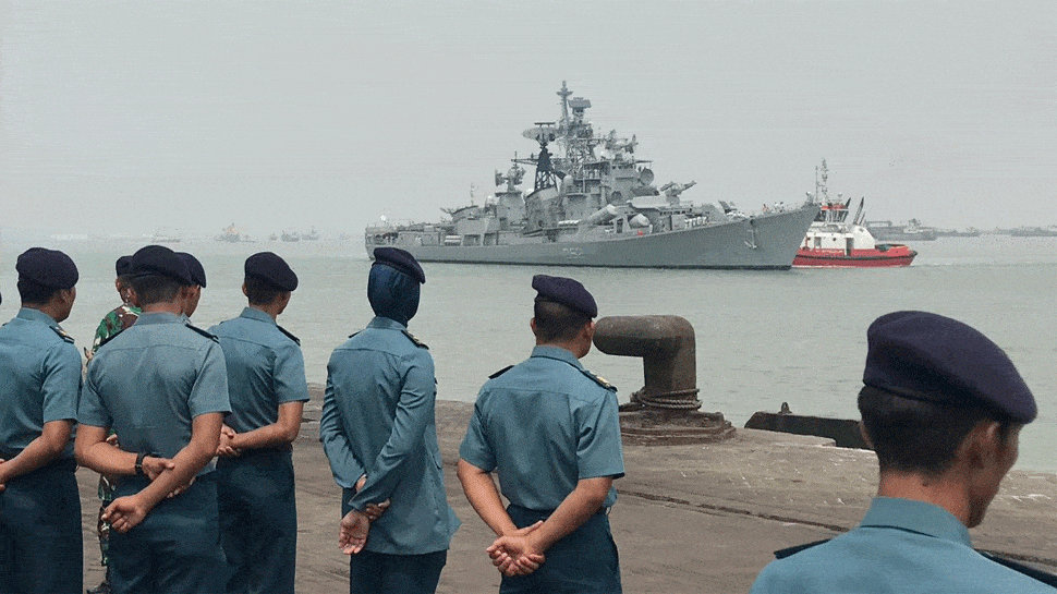 INS Rana at Surabaya to participate in Indian Navy- Indonesian Navy ...