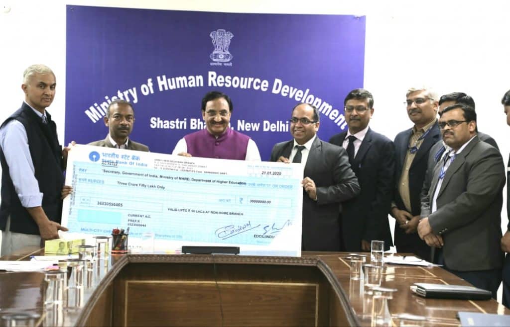 HRD Ministry | EdCIL (India) Ltd presents dividend of Rs 9.5 Cr for ...